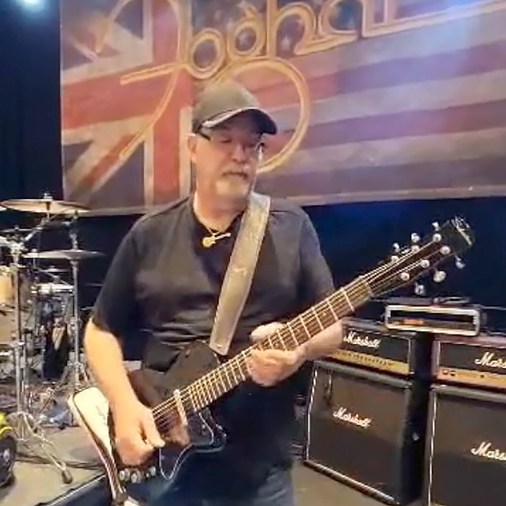 Bryan Basset – Silvertone Guitars